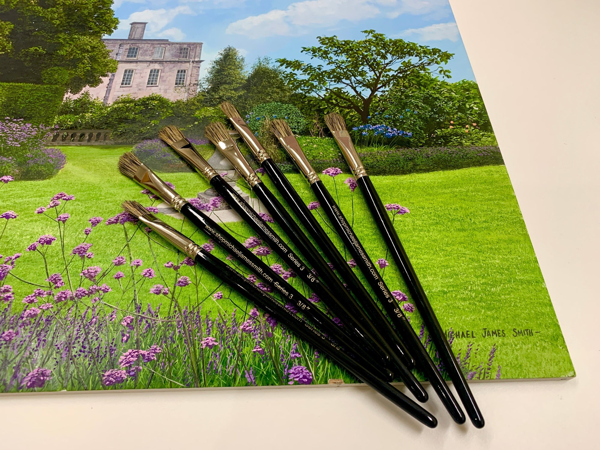 How to paint fine details using rigger brushes